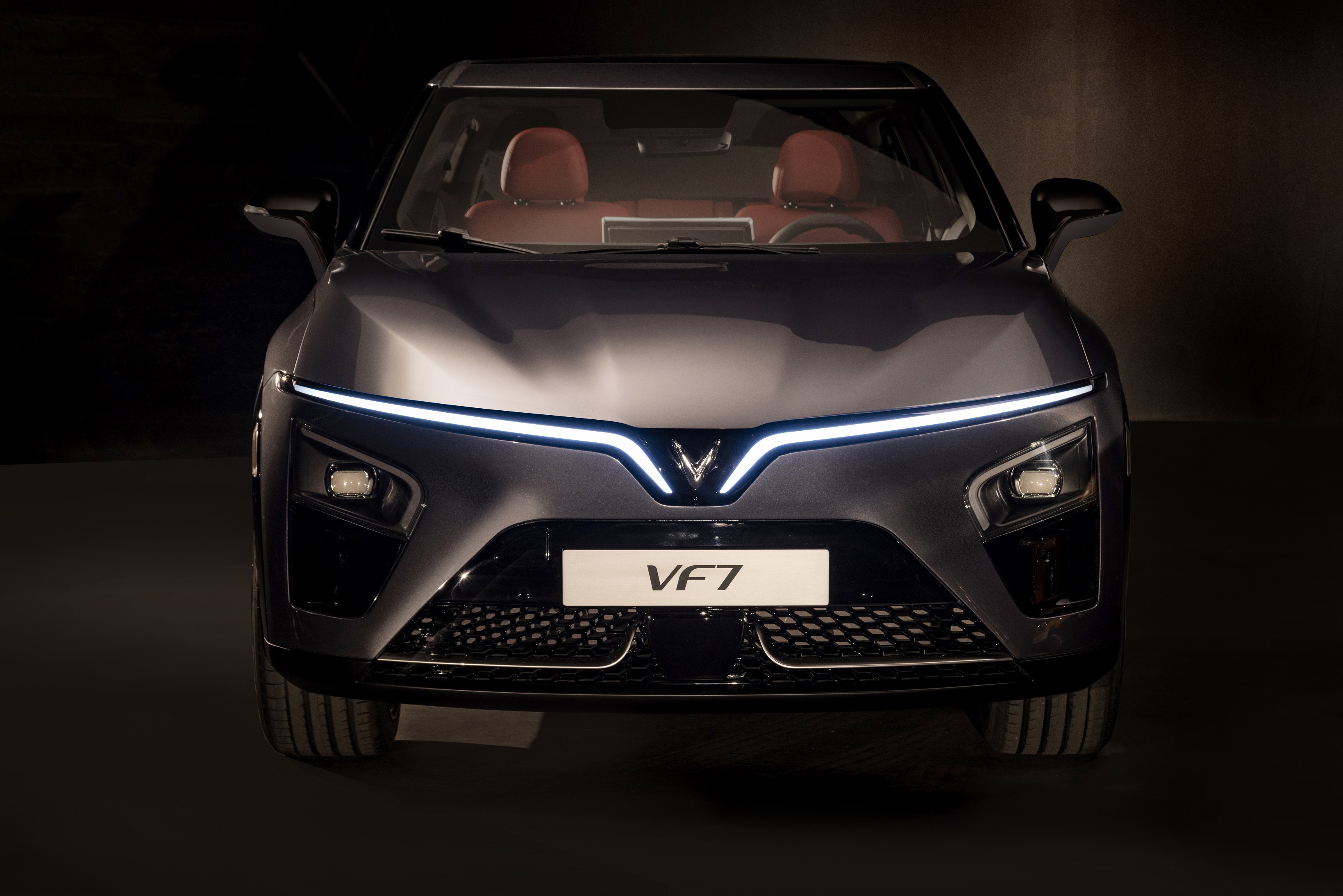 VinFast VF 7 | VinFast