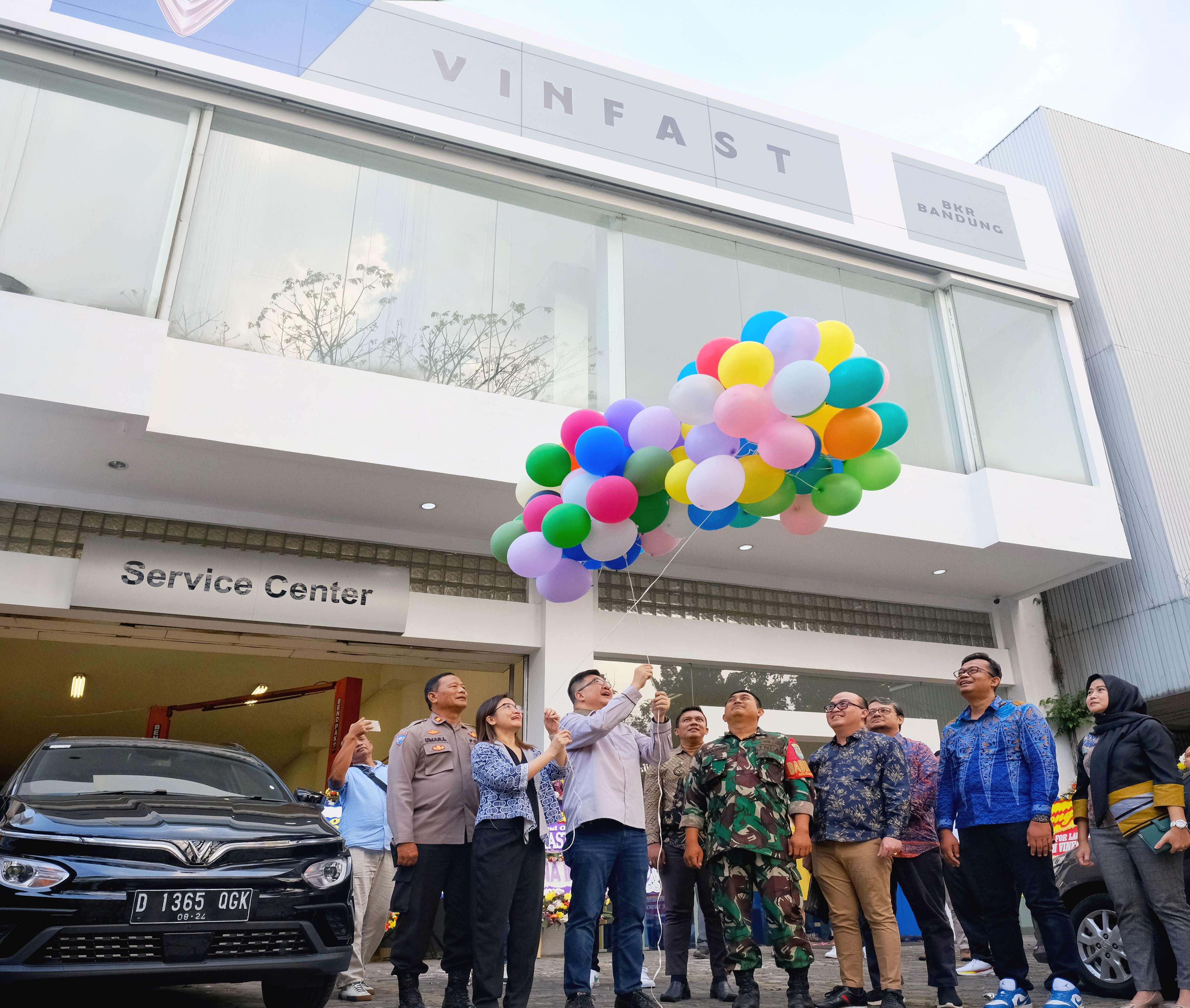 VinFast Continues to Expand with 15 New Dealer Stores in Indonesia ...